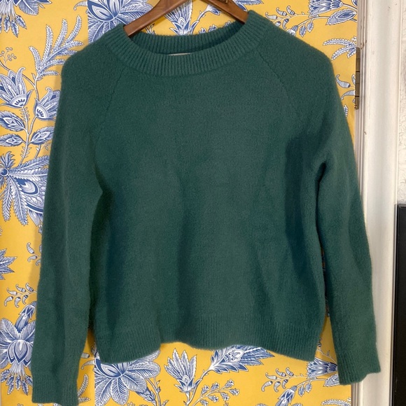 Philosophy | Sweaters | Philosophy Republic Clothing M Fuzzyand Cozy ...